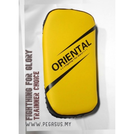 Oriental HD06 Arm Target – Ergonomic Training Shield for Martial Arts